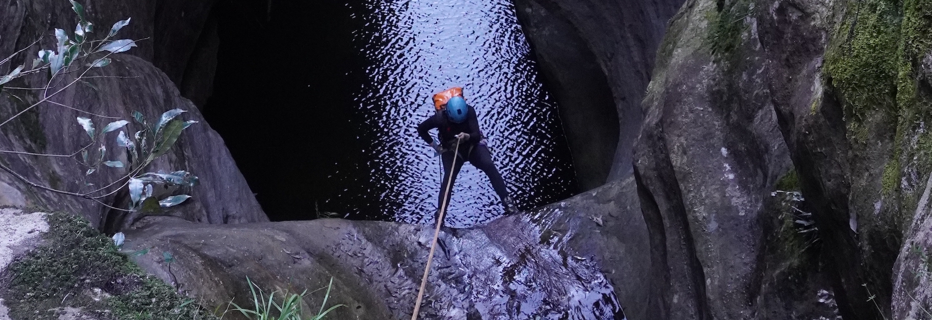 Winter Canyoning - Plunge Into NSW's Near Freezing Waters